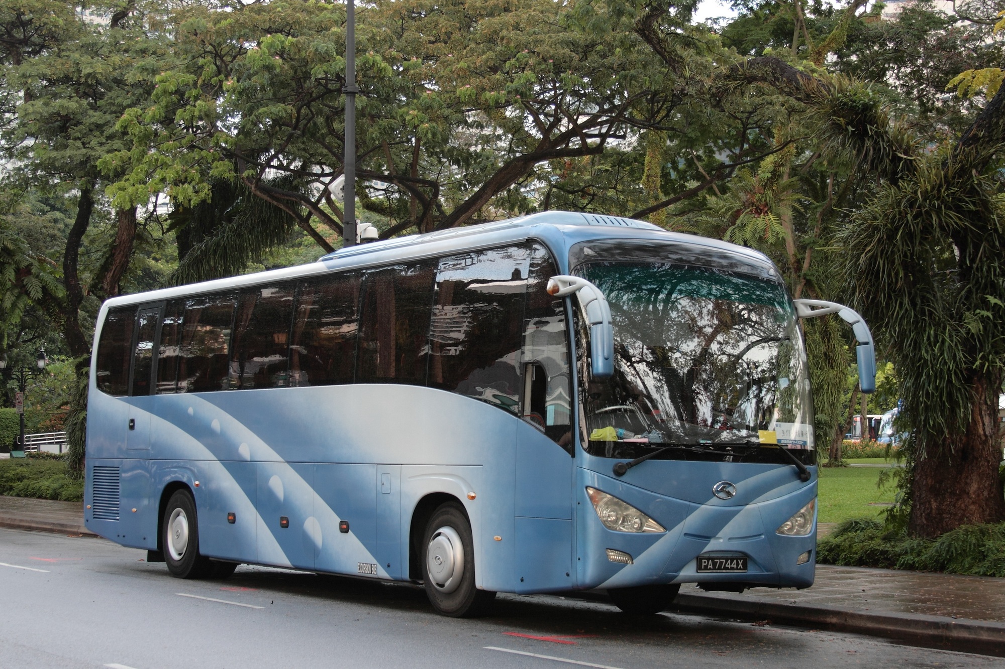 Location de autocar et Minibus au Maroc avec chauffeur - Bus Rental In ...